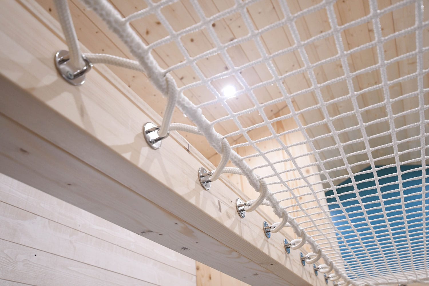 The Art and Science of Tensioning Rope for Netting Applications - Feelnets